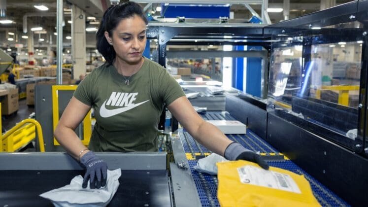 USPS has a new machine that can handle 7,000 packages an hour - Postaltimes