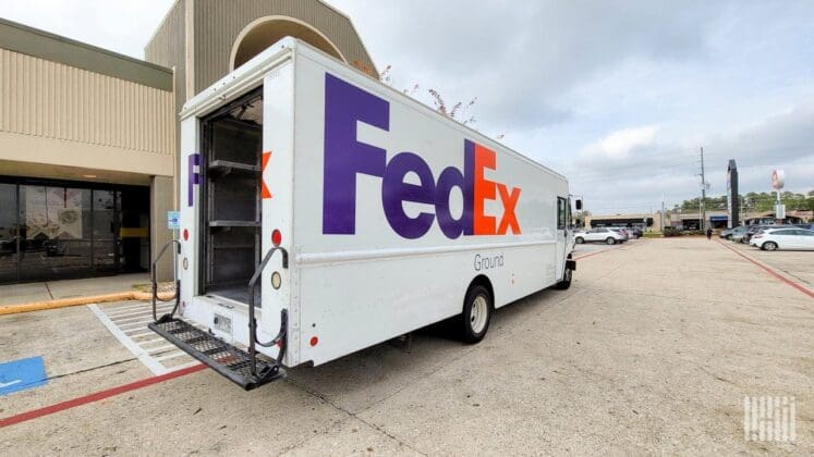 USPS and FedEx Respond to Reports of Seized eBay Packages | Postaltimes